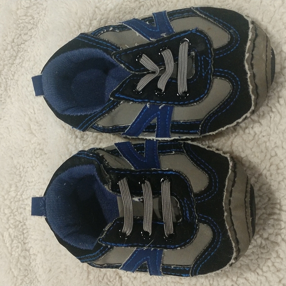 Rising Star | Shoes | 35 Blue Gray Tennis Shoe Style Baby Boy Rising ...